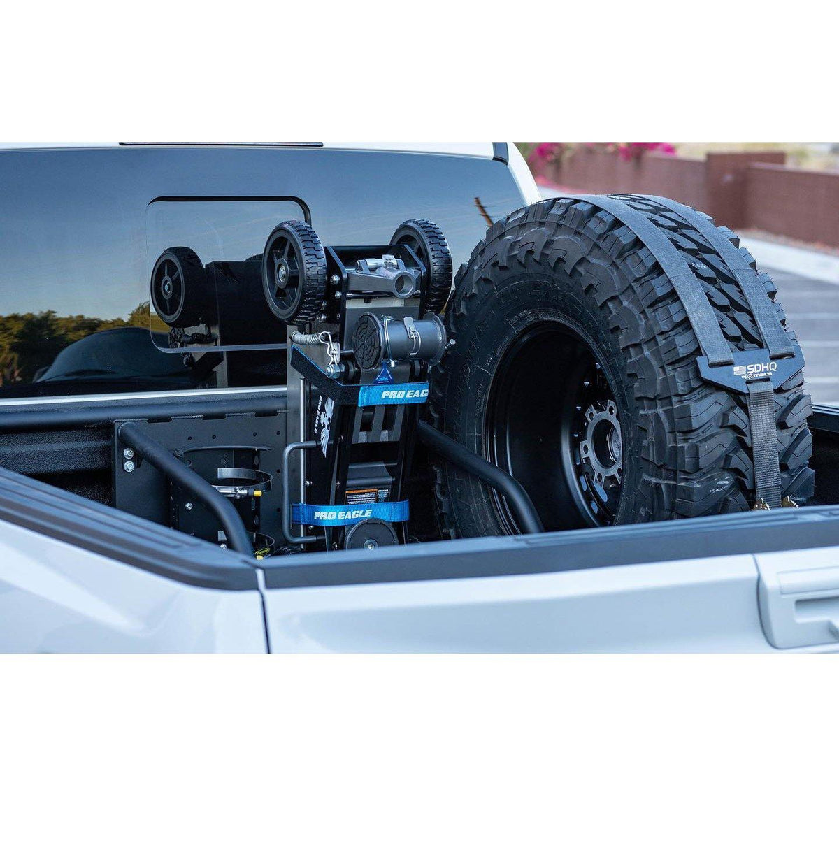 '17-24 Ford Raptor SDHQ Built In Bed Chase Rack